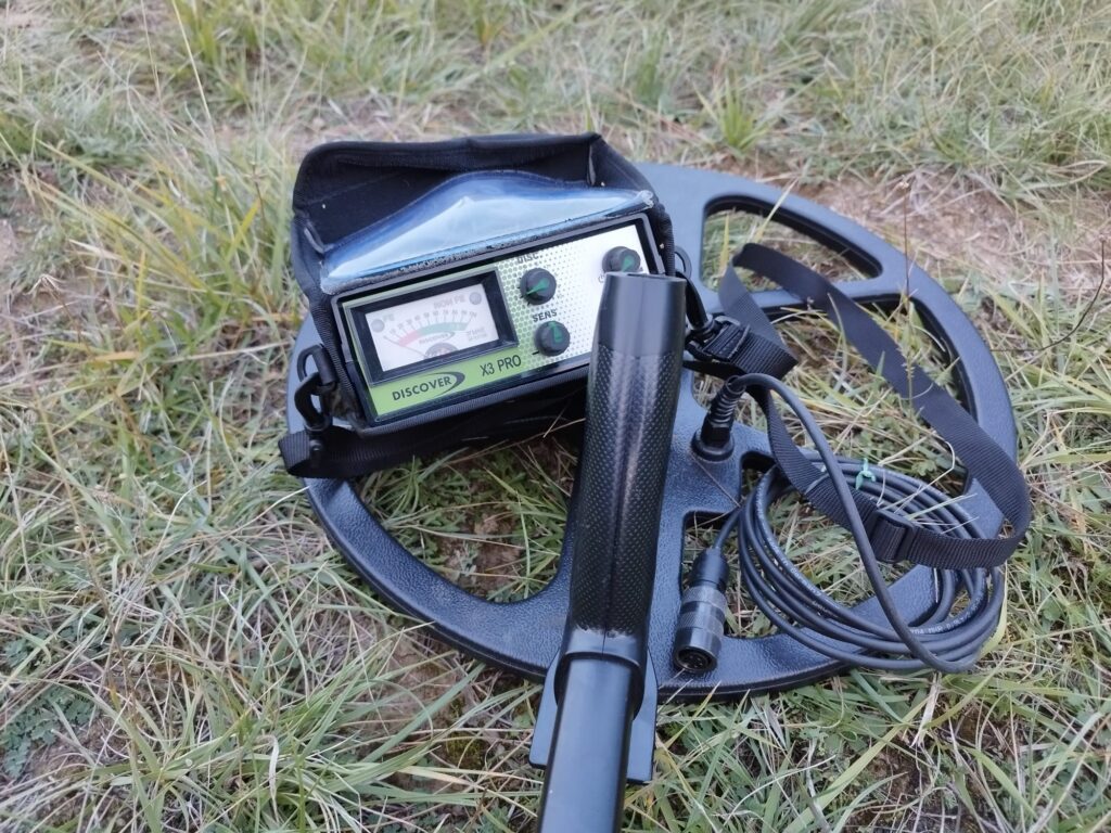 3) DISCOVER X3 PULSE POWER DETECTOR - Mhe Detector